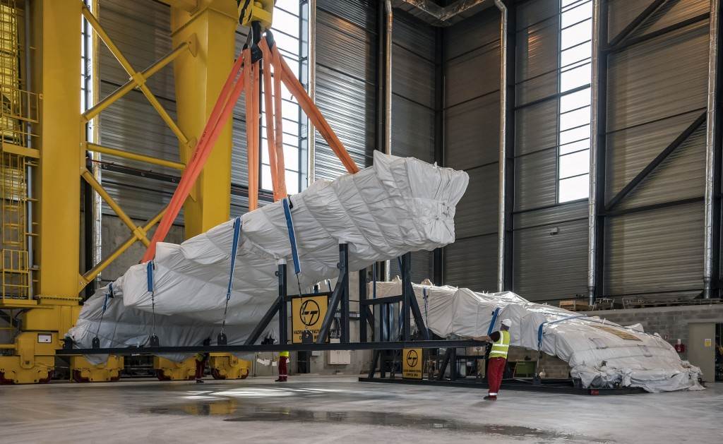 Cryostat Fabrication on Site